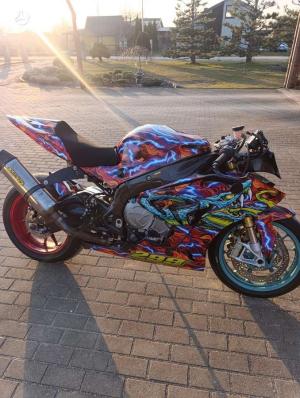 BMW S 1000RR 2016 in Klaipeda, with an engine capacity of 0.00 L and mileage of 18 thousand km for 4900 €, photo 6 on AUTOMOTO.COM.LV