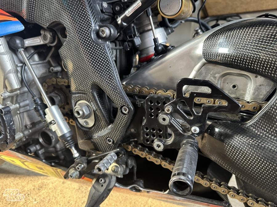 BMW S 1000RR 2016 in Radviliskis, with an engine capacity of 0.00 L and mileage of 0 thousand km for 5700 €, photo 8 on AUTOMOTO.COM.LV