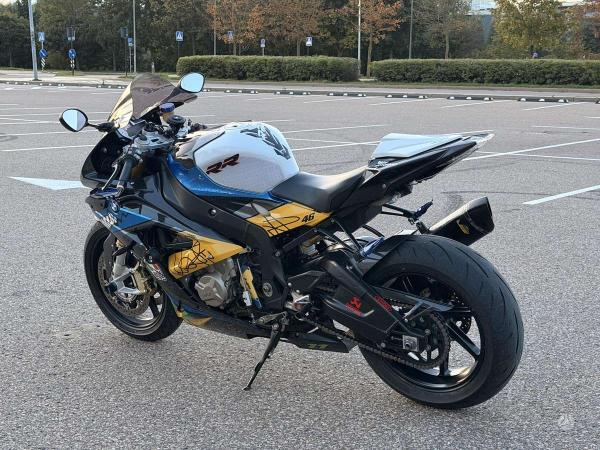 BMW S 1000RR 2016 in Vilnius, with an engine capacity of 1.00 L and mileage of 17 thousand km for 11000 €, photo 6 on AUTOMOTO.COM.LV