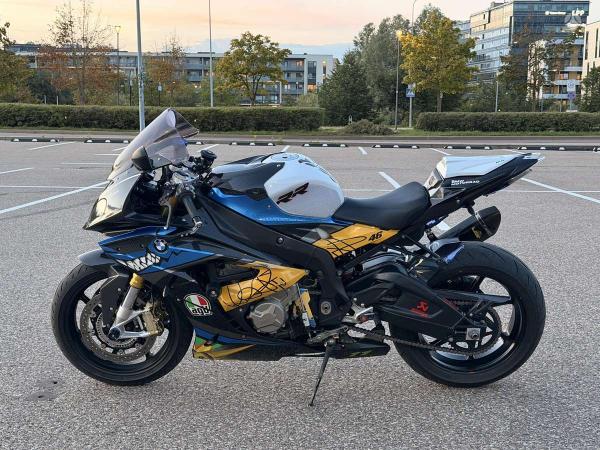 BMW S 1000RR 2016 in Vilnius, with an engine capacity of 1.00 L and mileage of 17 thousand km for 11000 €, photo 7 on AUTOMOTO.COM.LV
