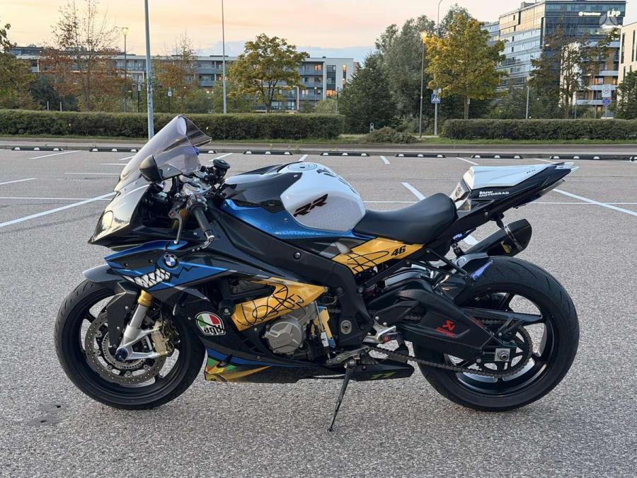 BMW S 1000RR 2016 in Vilnius, with an engine capacity of 1.00 L and mileage of 17 thousand km for 11000 €, photo 7 on AUTOMOTO.COM.LV