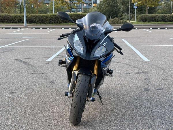BMW S 1000RR 2016 in Vilnius, with an engine capacity of 1.00 L and mileage of 17 thousand km for 11000 €, photo 8 on AUTOMOTO.COM.LV