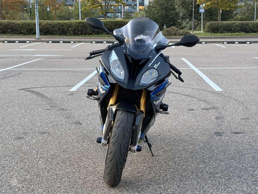BMW S 1000RR 2016 in Vilnius, with an engine capacity of 1.00 L and mileage of 17 thousand km for 11000 €, photo 8 on AUTOMOTO.COM.LV