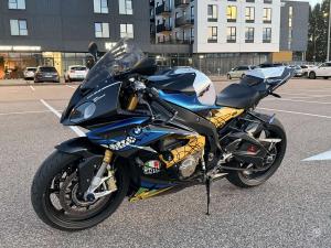 BMW S 1000RR 2016 in Vilnius, with an engine capacity of 1.00 L and mileage of 17 thousand km for 11000 €, photo 9 on AUTOMOTO.COM.LV