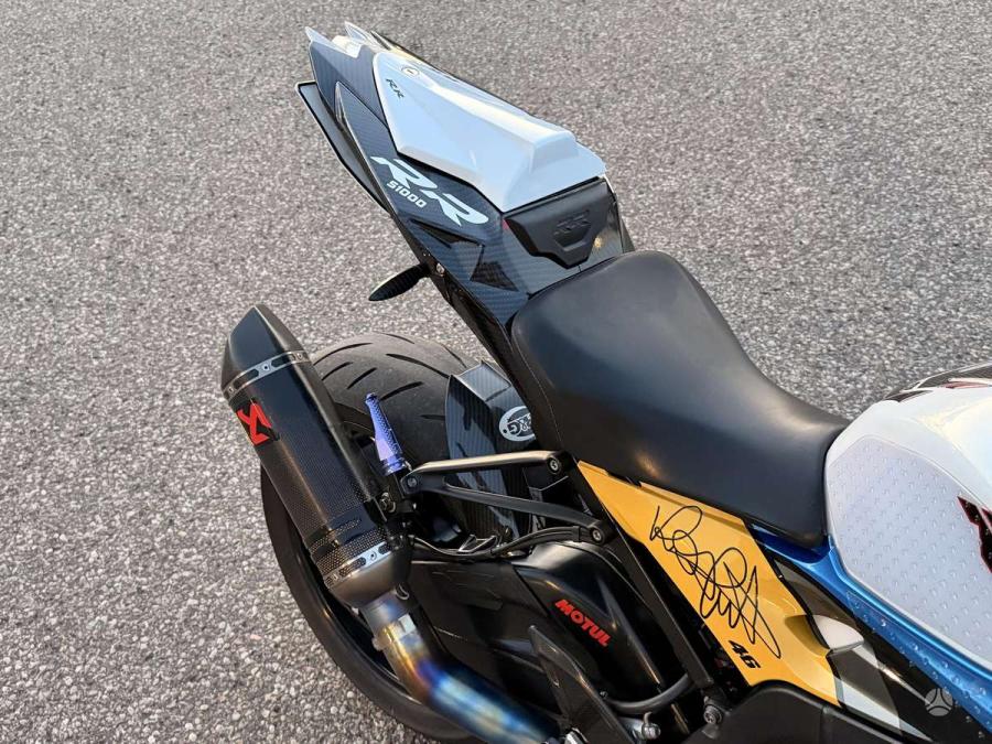 BMW S 1000RR 2016 in Vilnius, with an engine capacity of 1.00 L and mileage of 17 thousand km for 11000 €, photo 12 on AUTOMOTO.COM.LV
