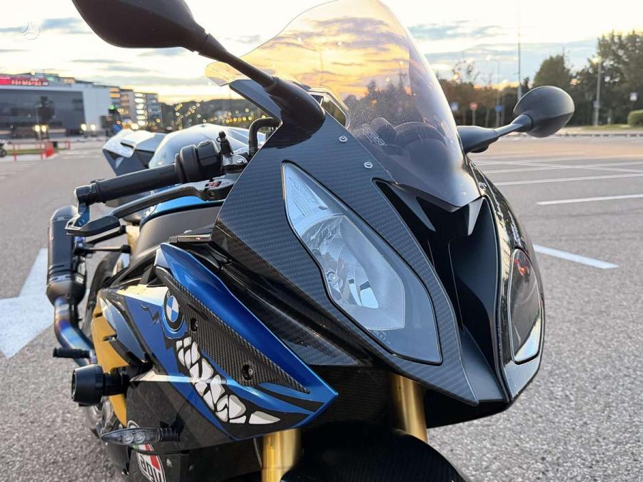 BMW S 1000RR 2016 in Vilnius, with an engine capacity of 1.00 L and mileage of 17 thousand km for 11000 €, photo 14 on AUTOMOTO.COM.LV