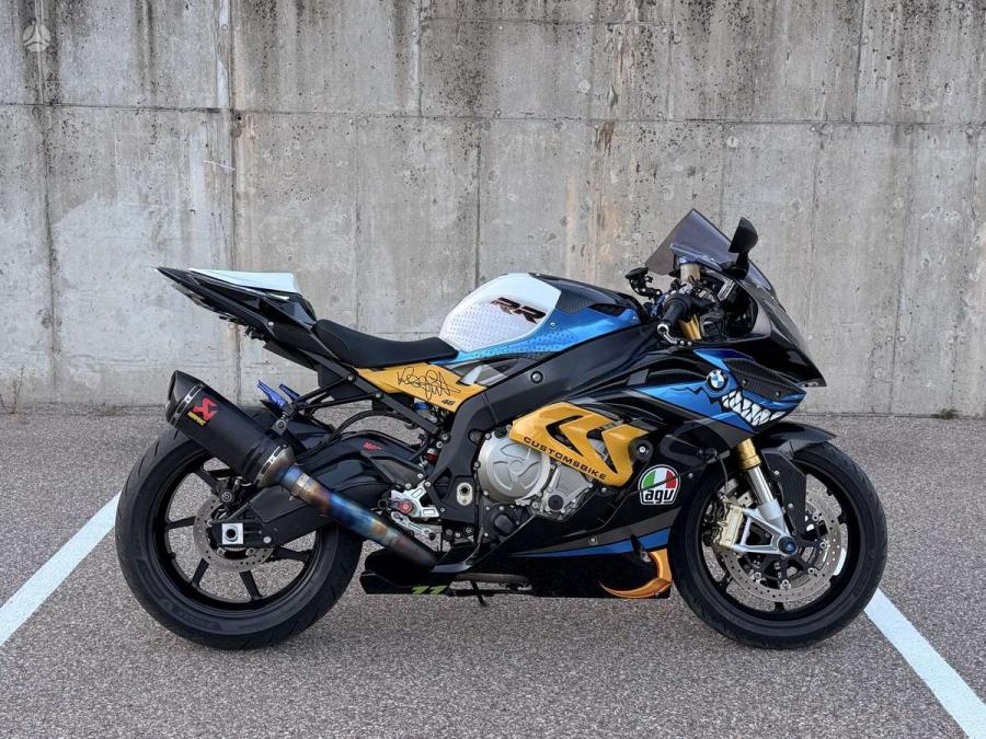 BMW S 1000RR 2016 in Vilnius, with an engine capacity of 1.00 L and mileage of 17 thousand km for 11000 €, photo 19 on AUTOMOTO.COM.LV