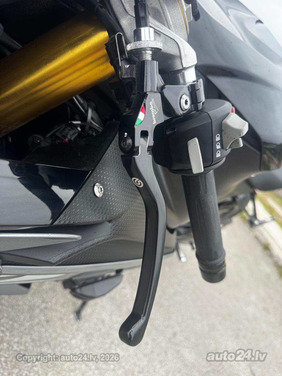 БМВ S 1000RR 2017 в Таллин, объемом двигателя 1.00 л и пробегом 30 тыс. км за 13000 €, фото 18 на AUTOMOTO.COM.LV