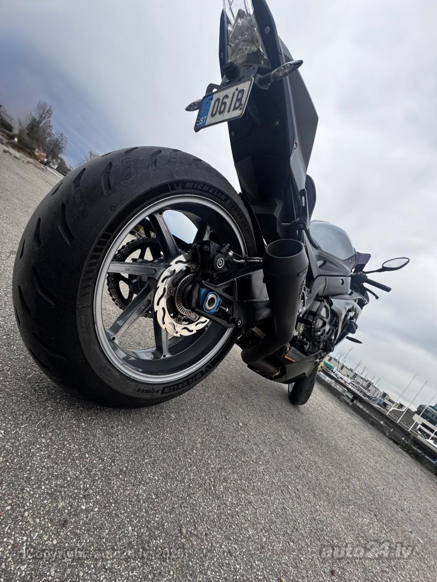 БМВ S 1000RR 2017 в Таллин, объемом двигателя 1.00 л и пробегом 30 тыс. км за 13000 €, фото 19 на AUTOMOTO.COM.LV