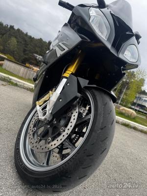 БМВ S 1000RR 2017 в Таллин, объемом двигателя 1.00 л и пробегом 30 тыс. км за 13000 €, фото 20 на AUTOMOTO.COM.LV