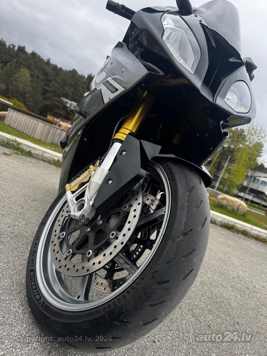 БМВ S 1000RR 2017 в Таллин, объемом двигателя 1.00 л и пробегом 30 тыс. км за 13000 €, фото 20 на AUTOMOTO.COM.LV