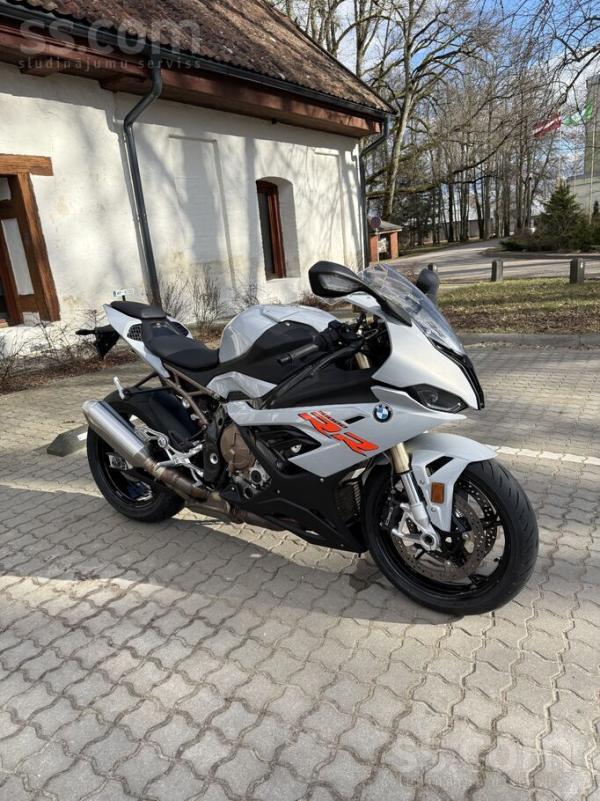 БМВ S 1000RR 2020 в Кулдига, объемом двигателя 1.00 л и пробегом 0 тыс. км за 15900 €, фото 1 на AUTOMOTO.COM.LV