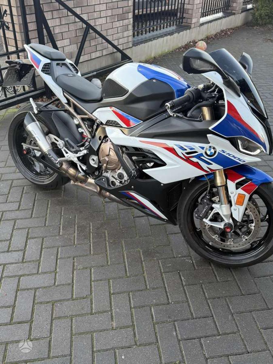 BMW S 1000RR 2020 Šauļi, ar dzinēja tilpumu 1.00 L un nobraukumu 18 tūkst. km par 16500 €, foto 1 vietnē AUTOMOTO.COM.LV