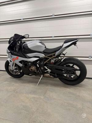 BMW S 1000RR 2020 in Kaunas, with an engine capacity of 1.00 L and mileage of 2 thousand km for 16499 €, photo 2 on AUTOMOTO.COM.LV