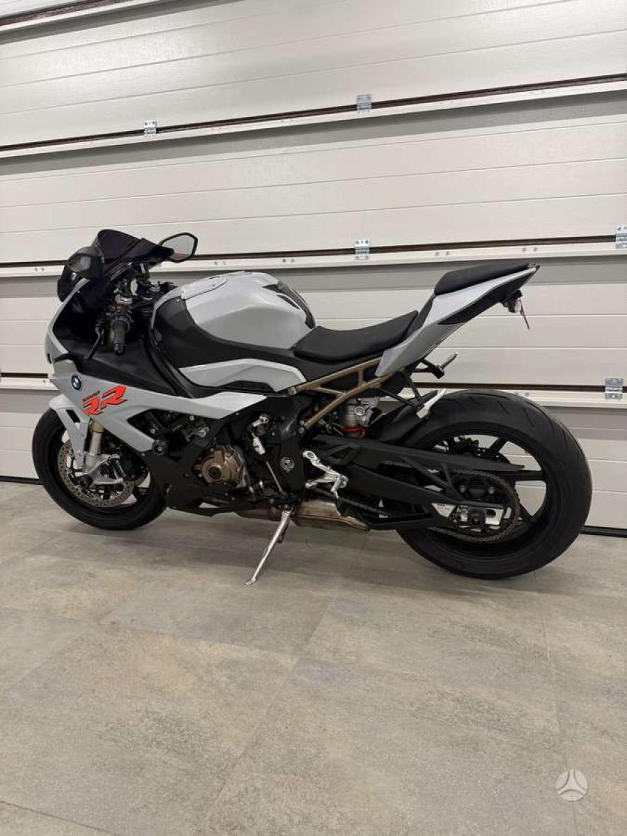 BMW S 1000RR 2020 in Kaunas, with an engine capacity of 1.00 L and mileage of 2 thousand km for 16499 €, photo 2 on AUTOMOTO.COM.LV