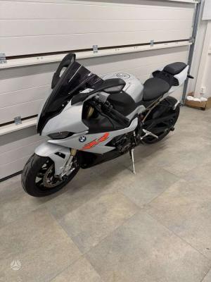 BMW S 1000RR 2020 in Kaunas, with an engine capacity of 1.00 L and mileage of 2 thousand km for 16499 €, photo 3 on AUTOMOTO.COM.LV
