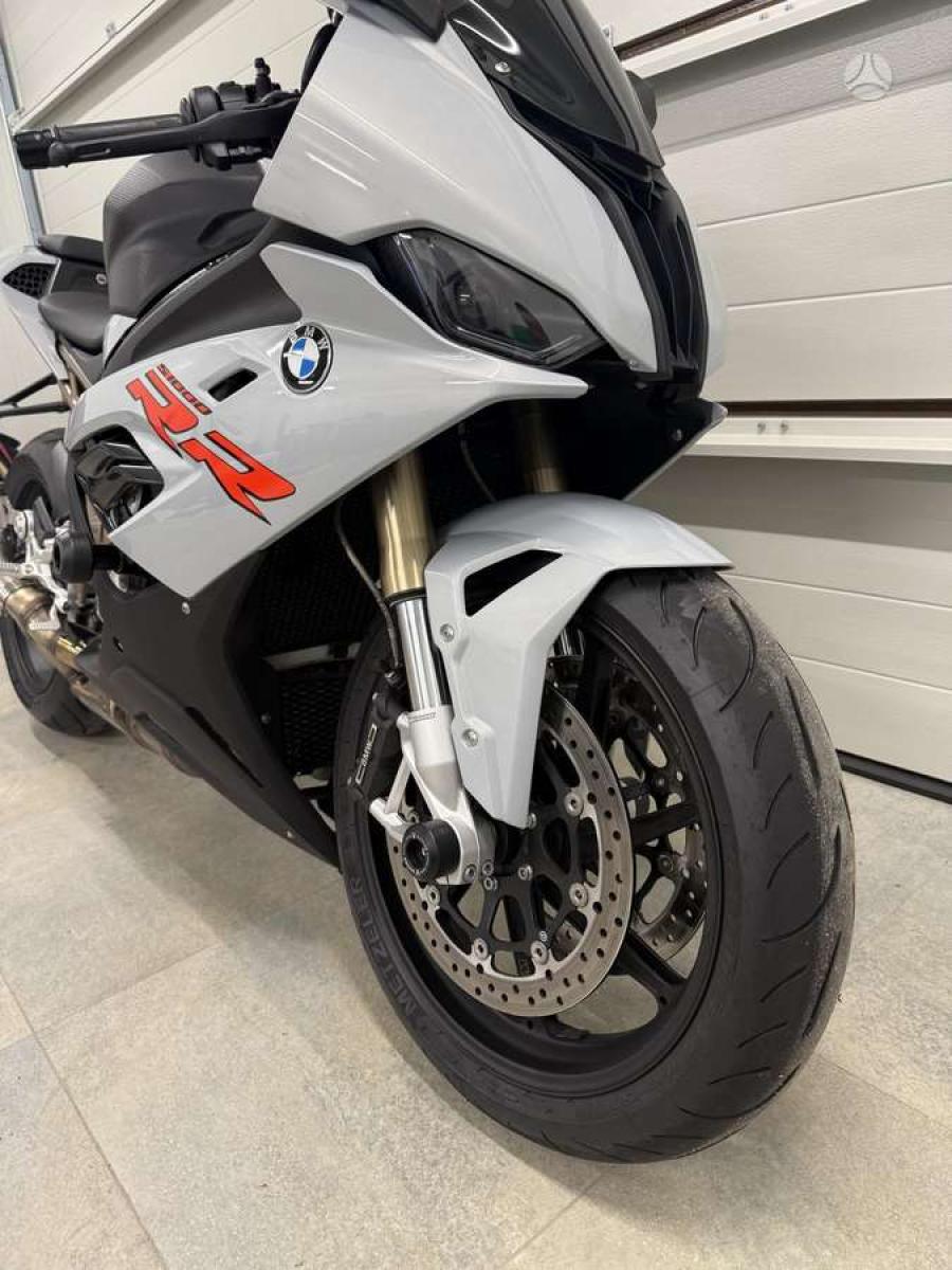 BMW S 1000RR 2020 in Kaunas, with an engine capacity of 1.00 L and mileage of 2 thousand km for 16499 €, photo 11 on AUTOMOTO.COM.LV