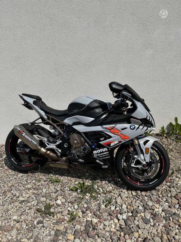 BMW S 1000RR 2021 in Vilnius, with an engine capacity of 1.00 L and mileage of 13 thousand km for 16500 €, photo 5 on AUTOMOTO.COM.LV