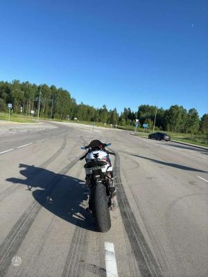 БМВ S 1000RR 2022 в Шяуляй, объемом двигателя 1.00 л и пробегом 9 тыс. км за 17990 €, фото 3 на AUTOMOTO.COM.LV
