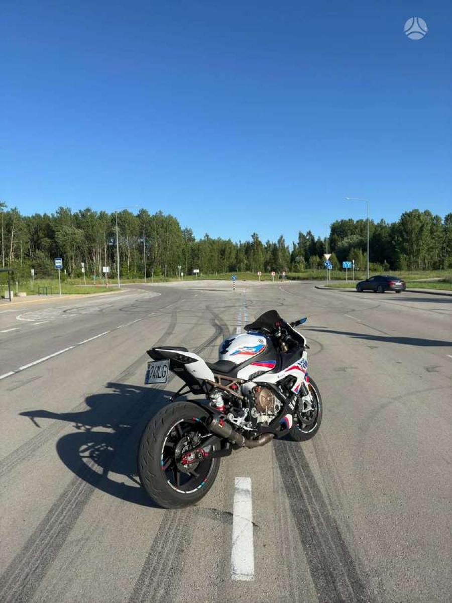 БМВ S 1000RR 2022 в Шяуляй, объемом двигателя 1.00 л и пробегом 9 тыс. км за 17990 €, фото 6 на AUTOMOTO.COM.LV