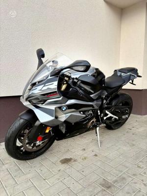 BMW S 1000RR 2022 in Kaunas, with an engine capacity of 1.00 L and mileage of 10 thousand km for 17000 €, photo  on AUTOMOTO.COM.LV