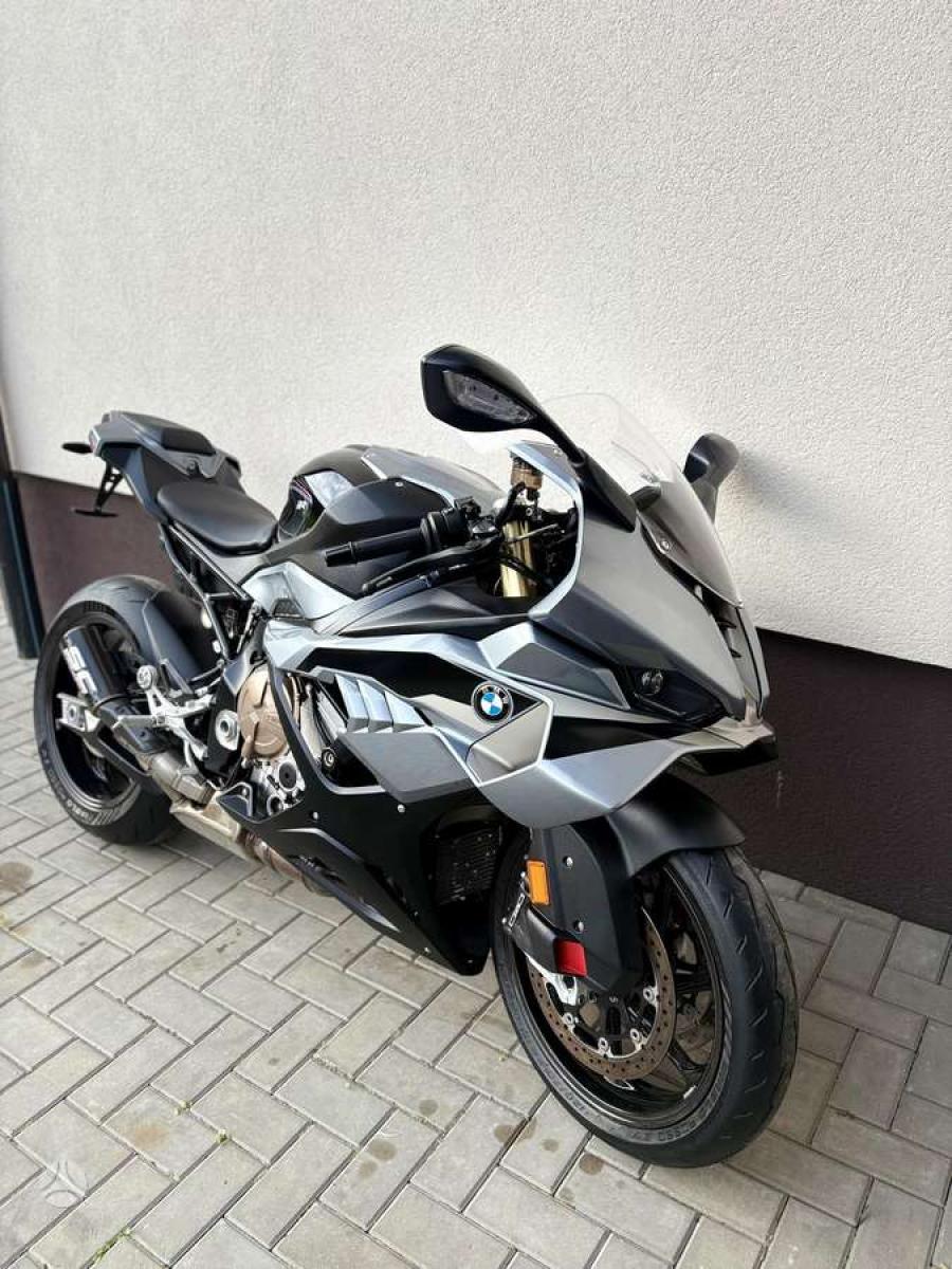 BMW S 1000RR 2022 in Kaunas, with an engine capacity of 1.00 L and mileage of 10 thousand km for 17000 €, photo 3 on AUTOMOTO.COM.LV