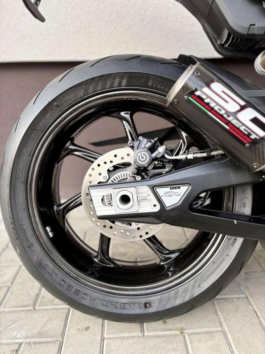 BMW S 1000RR 2022 in Kaunas, with an engine capacity of 1.00 L and mileage of 10 thousand km for 17000 €, photo 14 on AUTOMOTO.COM.LV