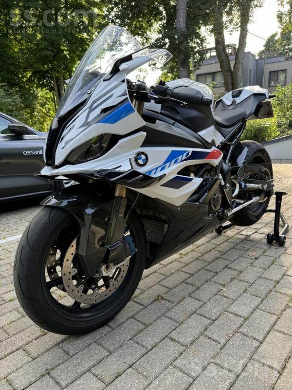 BMW S 1000RR 2023 Rīga, ar dzinēja tilpumu 1.00 L un nobraukumu 0 tūkst. km par 16500 €, foto 2 vietnē AUTOMOTO.COM.LV