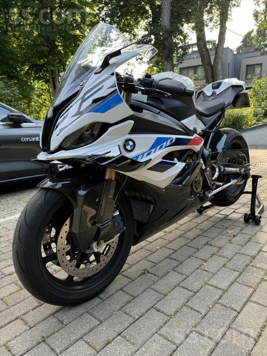 BMW S 1000RR 2023 Rīga, ar dzinēja tilpumu 1.00 L un nobraukumu 0 tūkst. km par 16500 €, foto 2 vietnē AUTOMOTO.COM.LV