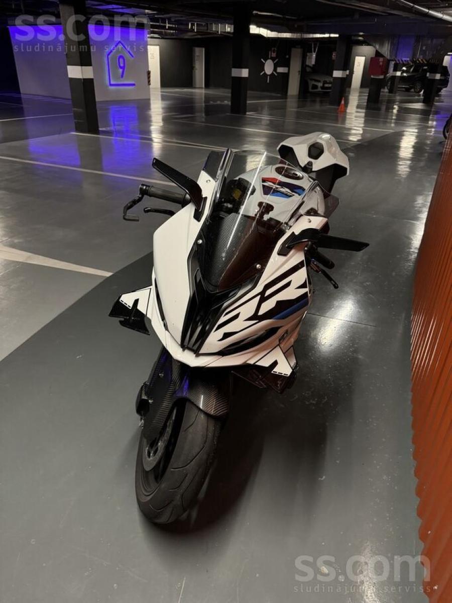 BMW S 1000RR 2023 Rīga, ar dzinēja tilpumu 1.00 L un nobraukumu 0 tūkst. km par 16500 €, foto 4 vietnē AUTOMOTO.COM.LV
