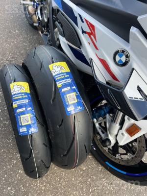 BMW S 1000RR 2023 in Daugavpils, with an engine capacity of 1.00 L and mileage of 0 thousand km for 19700 €, photo 10 on AUTOMOTO.COM.LV