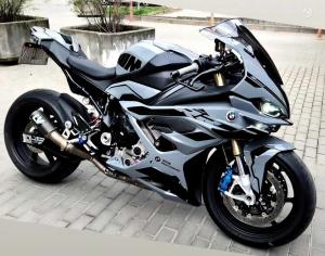 BMW S 1000RR 2023 in Vilnius, with an engine capacity of 1.00 L and mileage of 12 thousand km for 16999 €, photo  on AUTOMOTO.COM.LV