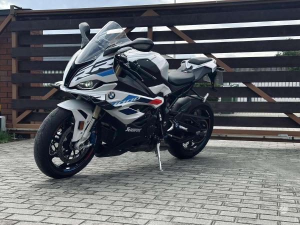 BMW S 1000RR 2023 in Kaunas, with an engine capacity of 1.00 L and mileage of 8 thousand km for 19000 €, photo 1 on AUTOMOTO.COM.LV