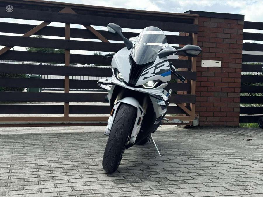 BMW S 1000RR 2023 in Kaunas, with an engine capacity of 1.00 L and mileage of 8 thousand km for 19000 €, photo 6 on AUTOMOTO.COM.LV