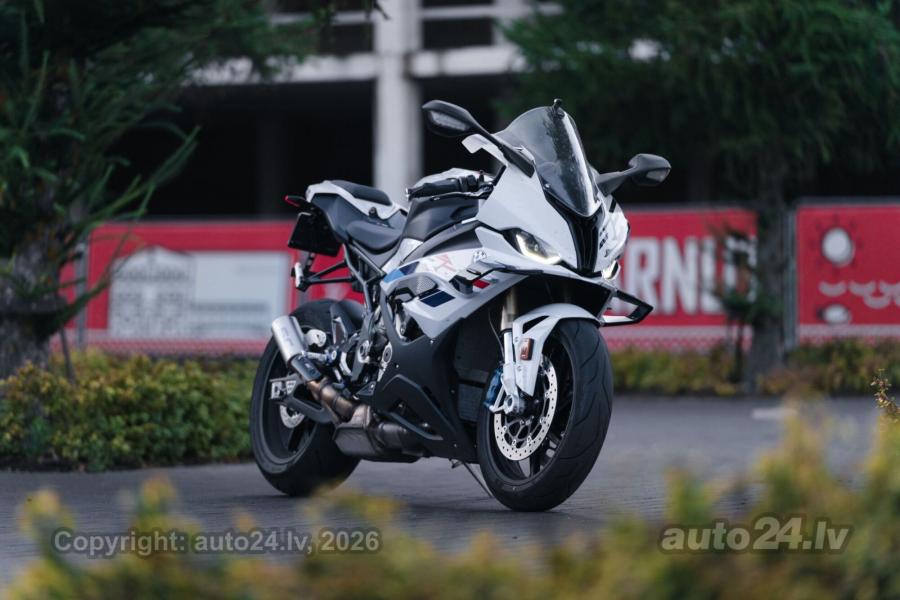BMW S 1000RR 2024 in Parnu, with an engine capacity of 0.00 L and mileage of 9 thousand km for 22500 €, photo 1 on AUTOMOTO.COM.LV