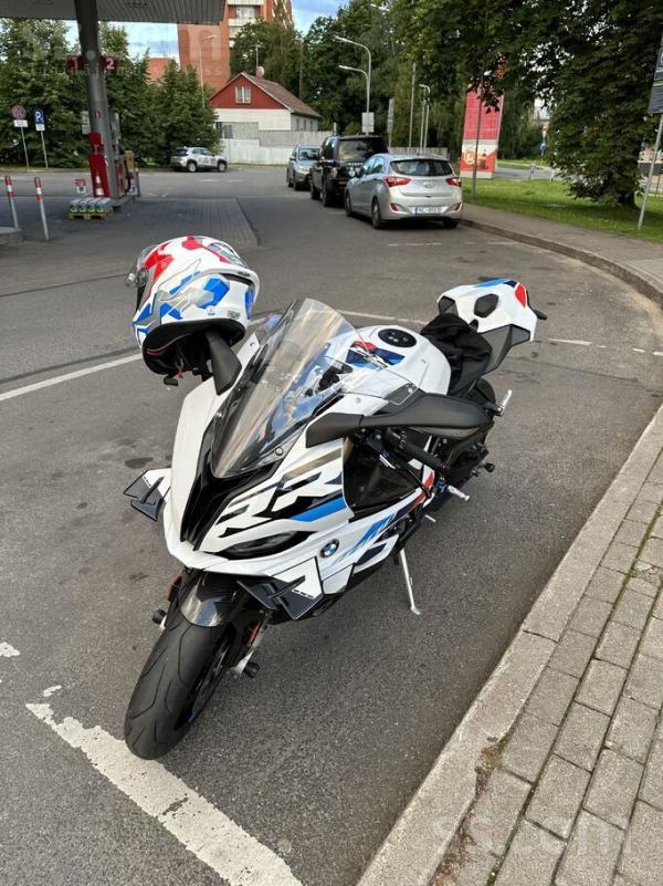 BMW S 1000RR 2024 Rīga, ar dzinēja tilpumu 1.00 L un nobraukumu 0 tūkst. km par 21500 €, foto 3 vietnē AUTOMOTO.COM.LV
