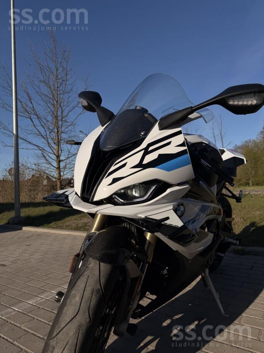 BMW S 1000RR 2024 in Riga, with an engine capacity of 1.00 L and mileage of 0 thousand km for 21500 €, photo 7 on AUTOMOTO.COM.LV
