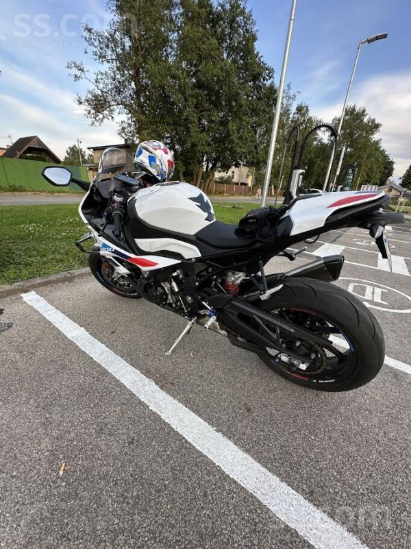 BMW S 1000RR 2024 Rīga, ar dzinēja tilpumu 1.00 L un nobraukumu 0 tūkst. km par 21500 €, foto 7 vietnē AUTOMOTO.COM.LV