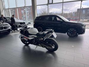 BMW S 1000RR 2025 Viļņa, ar dzinēja tilpumu 1.00 L un nobraukumu 3 tūkst. km par 23000 €, foto 7 vietnē AUTOMOTO.COM.LV
