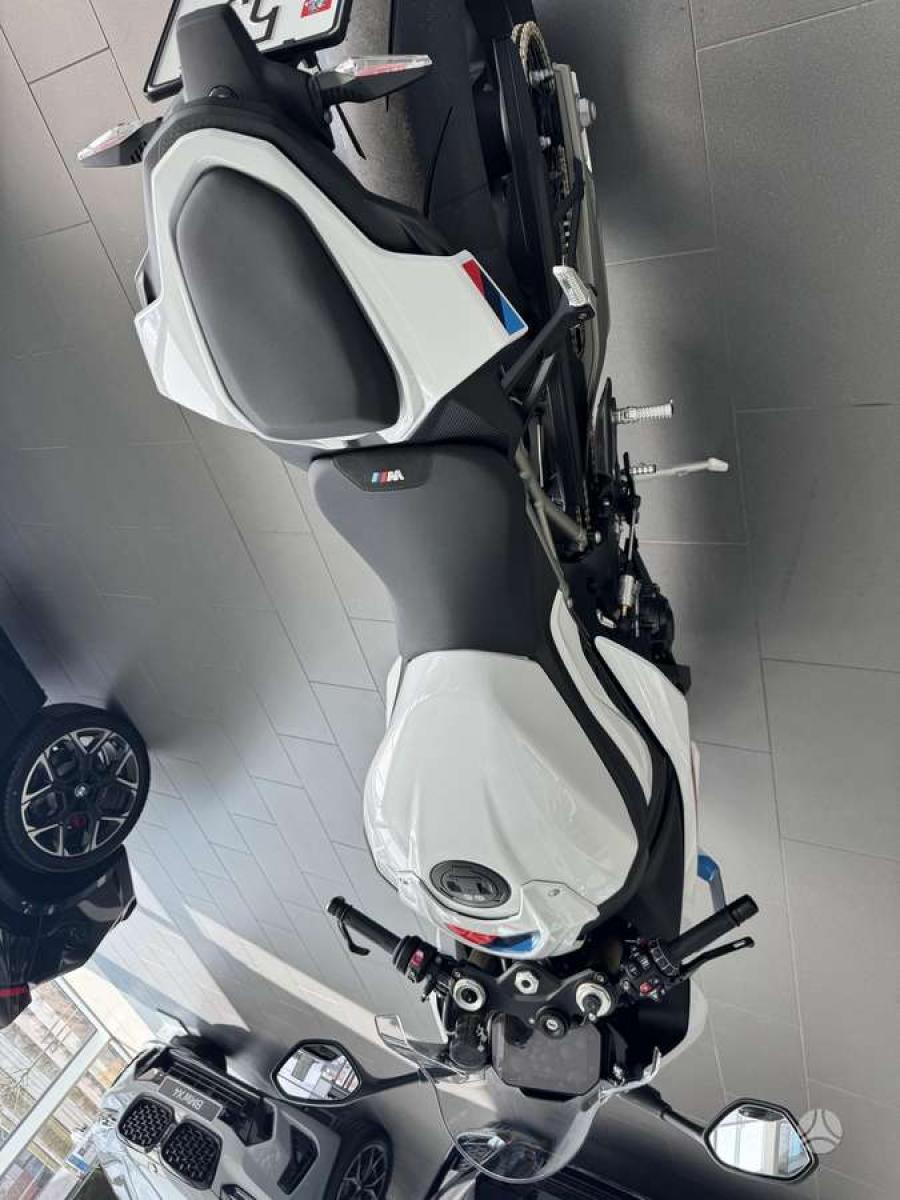 BMW S 1000RR 2025 Viļņa, ar dzinēja tilpumu 1.00 L un nobraukumu 3 tūkst. km par 23000 €, foto 9 vietnē AUTOMOTO.COM.LV