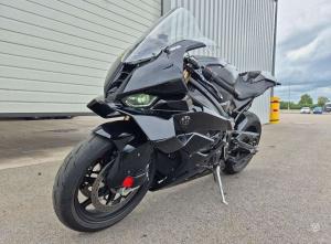 BMW S 1000RR 2025 in Klaipeda, with an engine capacity of 1.00 L and mileage of 5 thousand km for 9900 €, photo 4 on AUTOMOTO.COM.LV