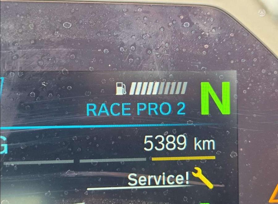 BMW S 1000RR 2025 in Klaipeda, with an engine capacity of 1.00 L and mileage of 5 thousand km for 9900 €, photo 12 on AUTOMOTO.COM.LV