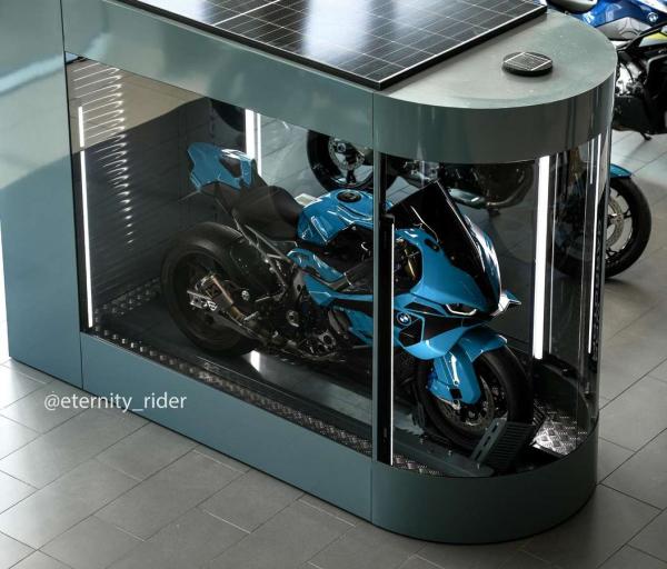 BMW S 1000RR 2026 Viļņa, ar dzinēja tilpumu 1.00 L un nobraukumu 3 tūkst. km par 25500 €, foto 18 vietnē AUTOMOTO.COM.LV