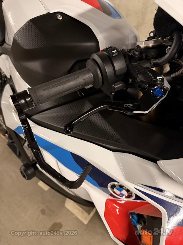 BMW S 1000RR 2026 in Tallinn, with an engine capacity of 1.00 L and mileage of 6 thousand km for 24750 €, photo 3 on AUTOMOTO.COM.LV