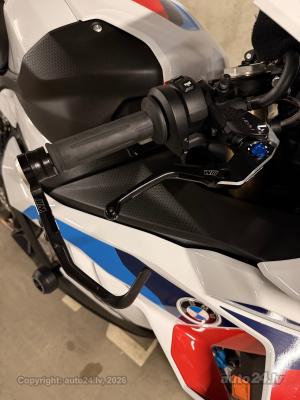 BMW S 1000RR 2026 in Tallinn, with an engine capacity of 1.00 L and mileage of 6 thousand km for 24750 €, photo 4 on AUTOMOTO.COM.LV