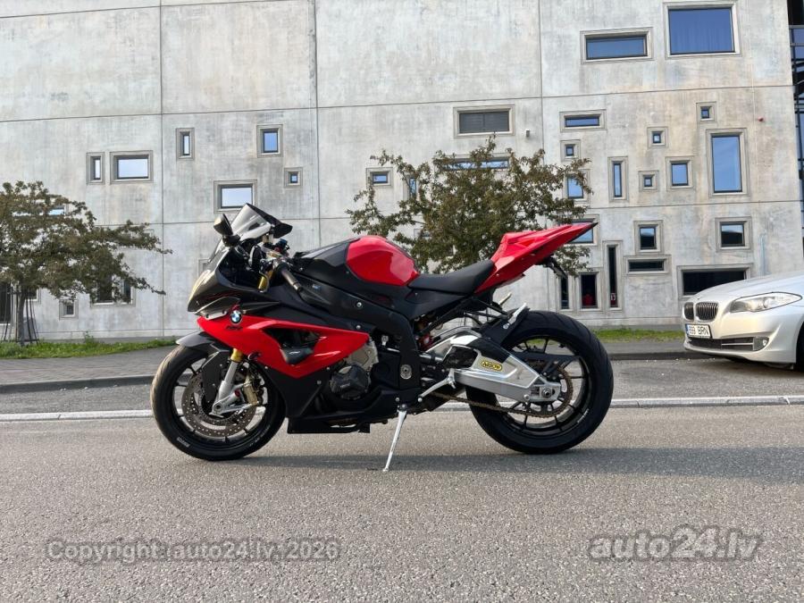 Красный БМВ S 1000RR 2013 в Таллин, объемом двигателя 1.00 л и пробегом 59 тыс. км за 8000 €, фото 5 на AUTOMOTO.COM.LV