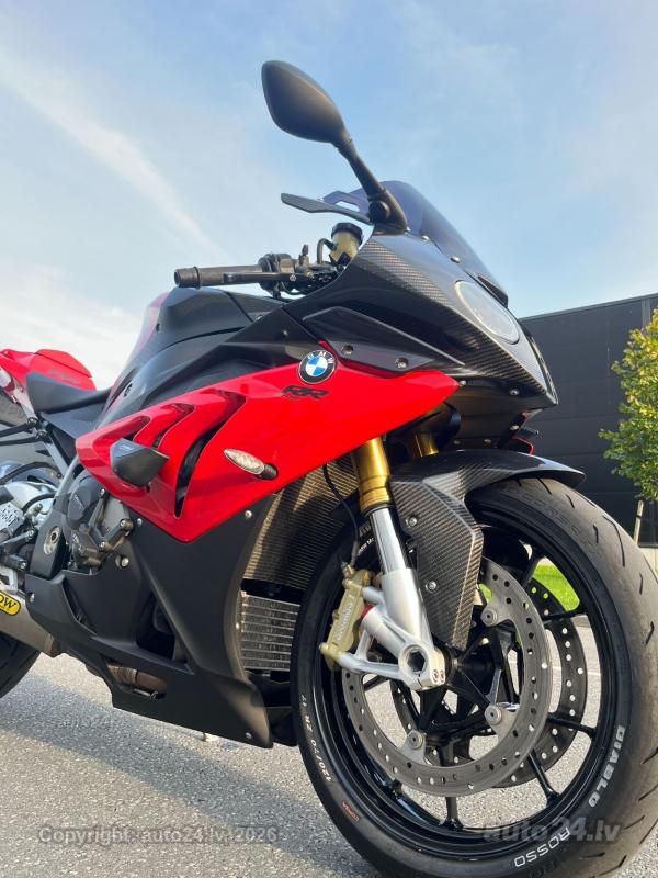 Красный БМВ S 1000RR 2013 в Таллин, объемом двигателя 1.00 л и пробегом 59 тыс. км за 8000 €, фото 10 на AUTOMOTO.COM.LV