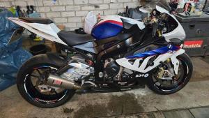 Белый БМВ S 1000RR 2012 в Каунас, объемом двигателя 1.00 л и пробегом 19 тыс. км за 8700 €, фото 4 на AUTOMOTO.COM.LV