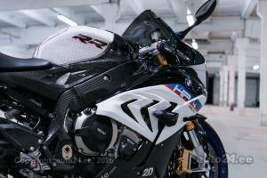 White BMW S 1000RR 2015 in Tallinn, with an engine capacity of 1.00 L and mileage of 20 thousand km for 13800 €, photo 16 on AUTOMOTO.COM.LV