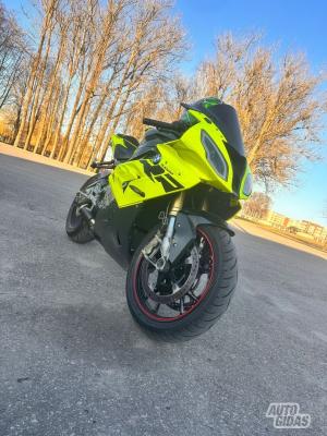 Желтый БМВ S 1000RR 2018 в Мариямполе, объемом двигателя 1.00 л и пробегом 34 тыс. км за 9500 €, фото 4 на AUTOMOTO.COM.LV